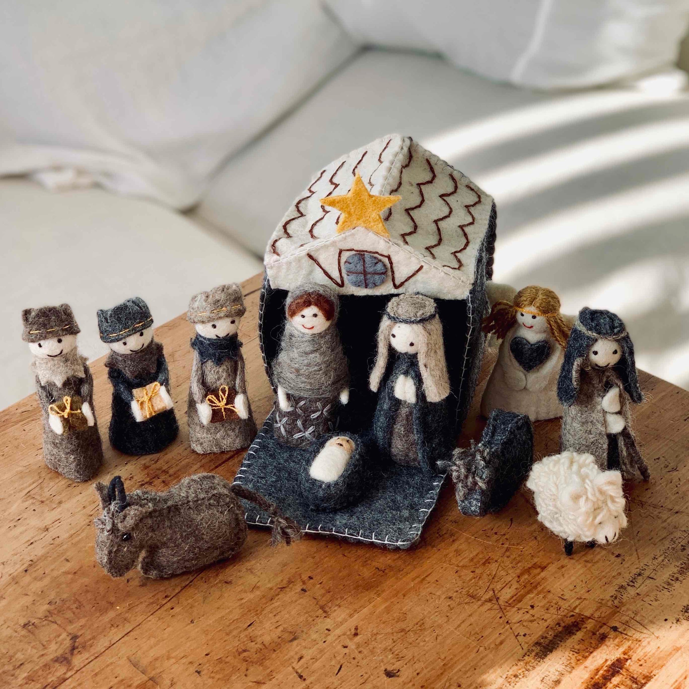 Pashom’s beautiful felt Christmas decorations are ethically produced ...